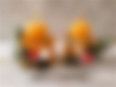 Есть в христианстве одна прекрасная традиция зажигать на Рождество свечи Считается что