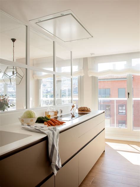 Cocina NATALIA ZUBIZARRETA INTERIORISMO Una vivienda de nueva construcción en Etxebarri