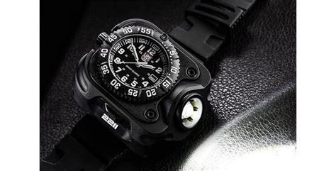 Surefire 2211 Luminox Wristlight Lightweight Rechargeable Smartwatch