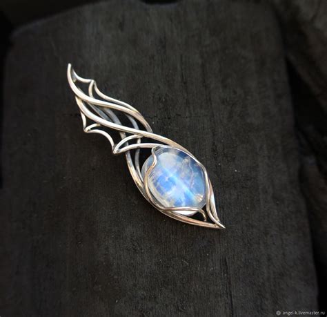 Кулон с лунным камнем в серебре "Dragon" в интернет-магазине Ярмарка ...