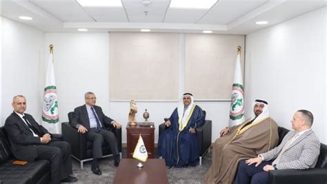 رئيس البرلمان العربى يشيد بدور الجزائر فى دعم العمل العربى المشترك