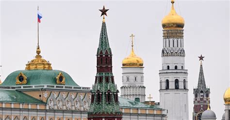Us Intel Officials Say Russia Is Behind Attempts To Smear Tim Walz
