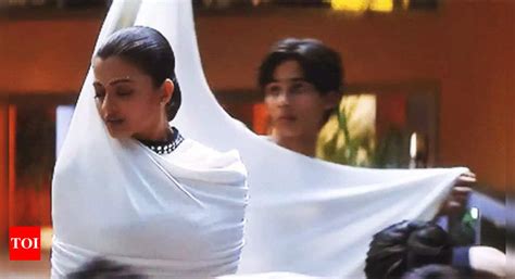 Shahid Kapoor Recalls Dancing With Aishwarya Rai In Kahin Aag Lage Lag
