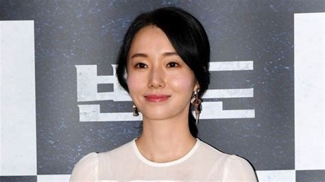 Actress Lee Jung Hyuns Mother Passes Away Allkpop
