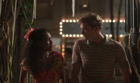 Garota Do Momento Beto E Beatriz Se Reencontram Em Um Baile De Carnaval