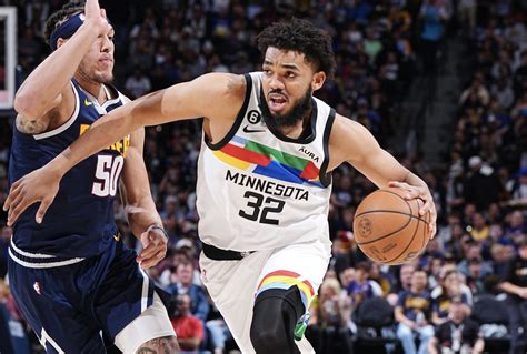 Towns doble doble 11 de valoración en derrota de Wolves ante Nuggets