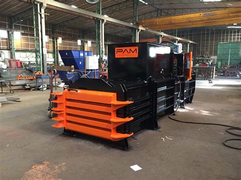 Semi Automatic Horizontal Baler PAM