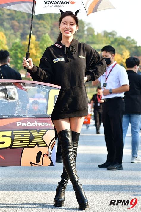[포토] 천사 같은 미소 레이싱모델 소이 Rpm9 전자신문엔터테인먼트