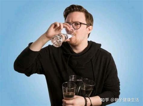 一喝水尿就多，这是肾脏好的表现吗？肾好的人，大多有什么表现？ 知乎