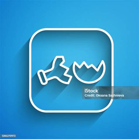 흰색 라인 깨진 테스트 튜브 와 플라스크 화학 실험실 테스트 아이콘 은 파란색 배경에 격리 실험실 유리 제품 기호 긴 그림자 벡터 0명에 대한 스톡 벡터 아트 및 기타