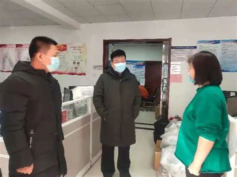 津南区检察院党组书记、检察长单新源大年初一前往社区督导居家隔离人员管控工作澎湃号·政务澎湃新闻 The Paper