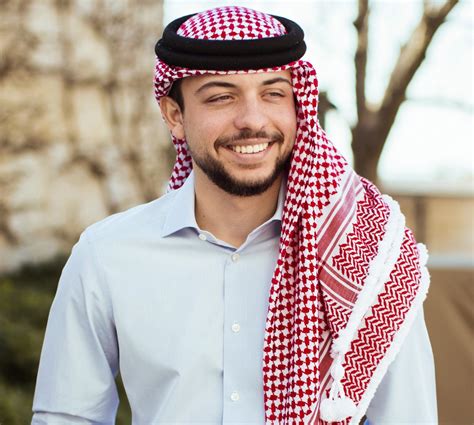 تعرفي على بسبب تواجد الأمير الحسين، ولي العهد الأردن بالسعودية