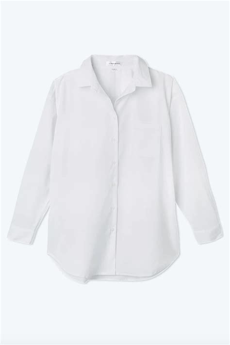 10 Trendy Ways To Style Your Oversized Button Up Outfits For A Chic Look