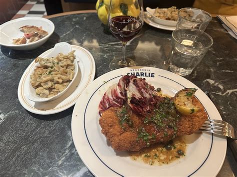 Brasserie Charlie À Neuilly Sur Seine Restaurant Numéro Adresse