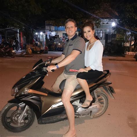 Leyna Nguyens Feet