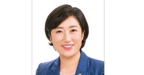 민주당 광주광역시의회 후반기 의장 후보 신수정 의원 선출