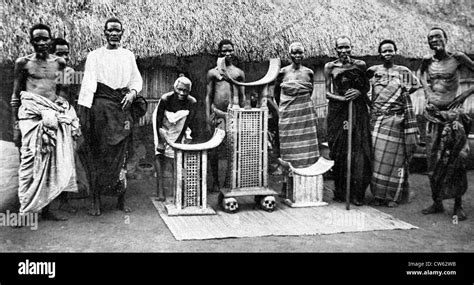Roi Du Dahomey Banque Dimages Noir Et Blanc Alamy
