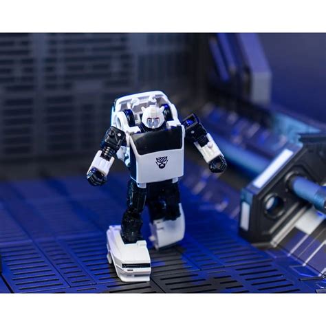 Generations Selects Wfc Earthrise Bugbite Revealed Pre Orders Live Transformers News Tfw2005