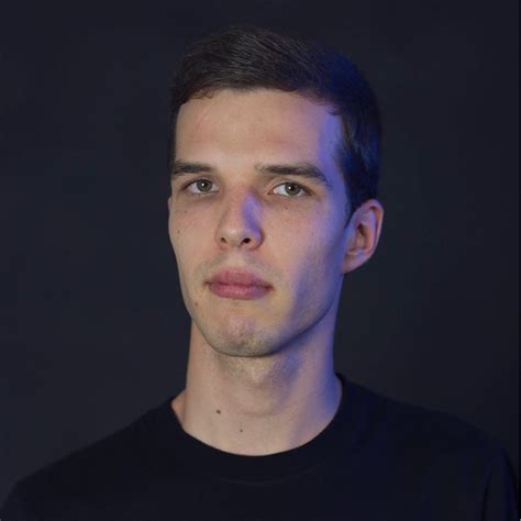 Oleg Lebedinskiy Medium