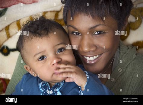 Tio Y Tia Con Su Sobrina Fotografías E Imágenes De Alta Resolución Alamy