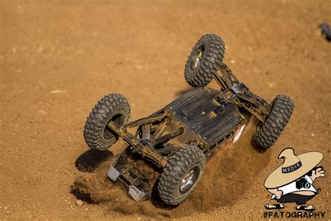 Backyard RC Track Race DeZert