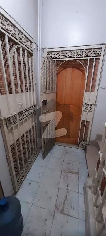 Flat Of 750 Square Feet Is Available For Sale In Gulshan E Iqbal