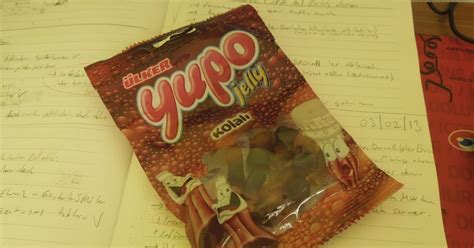 Ne var bu yediklerimizde Ülker Yupo Jelly Kolalı İçindekiler