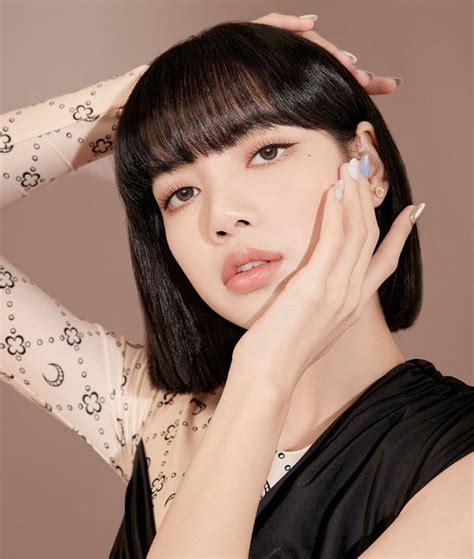 あなただけの色気に出会う。ヴィセ Celebrity Makeup Celebrity Hairstyles Asian Beauty