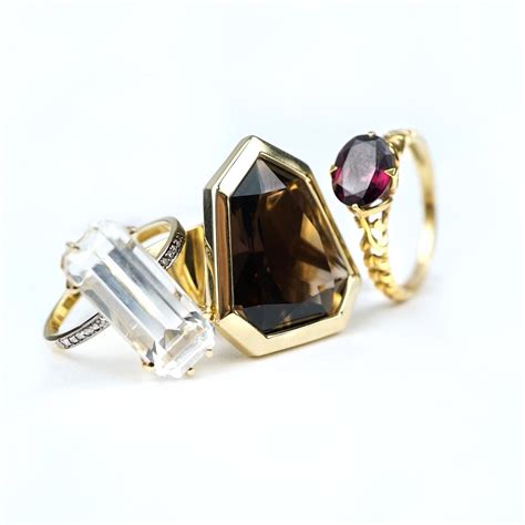 Сеть ювелирных салонов «Аметист г Пермь Золото в тренде как никогда о чем свидетельствуют