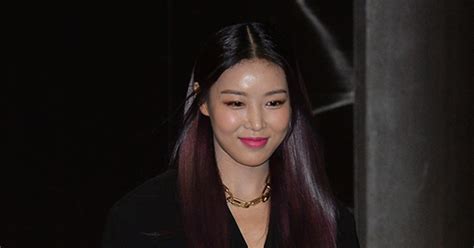 포토 유빈 하의실종 패션