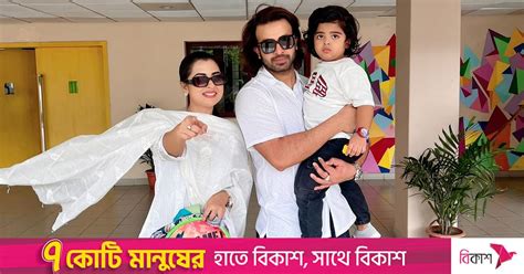 শাকিববুবলীর হাত ধরে প্রথমবার স্কুলে গেল শেহজাদ প্রথম আলো
