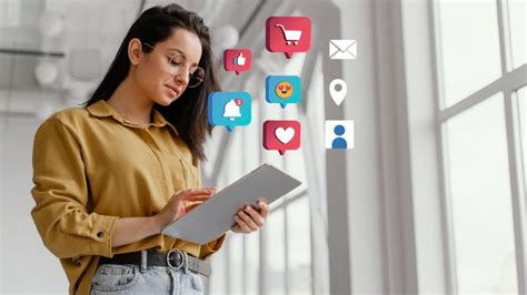 Importance Of Maintaining Professionalism On Social Media