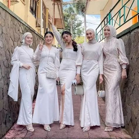 Rekomendasi Model Baju Bridesmaid Bahan Satin Polos Modis Dan Kekinian