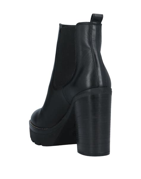 Janet And Janet Leather Ankle Boots In Black Lyst