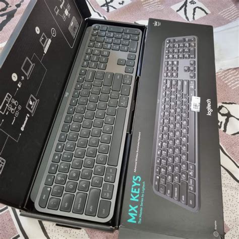 Jual Logitech Mx Keys Keyboard Bluetooth Second Kondisi 99 99 Shopee Indonesia