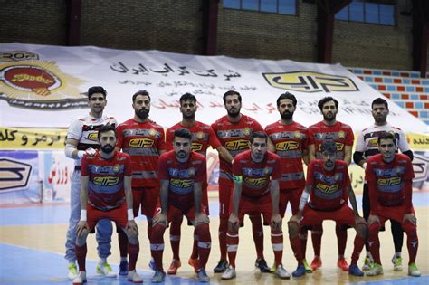 گزارش تصویری برد ۶ بر ۳ فوتسال کراپ الوند مقابل فرش آرا مشهد بعد از