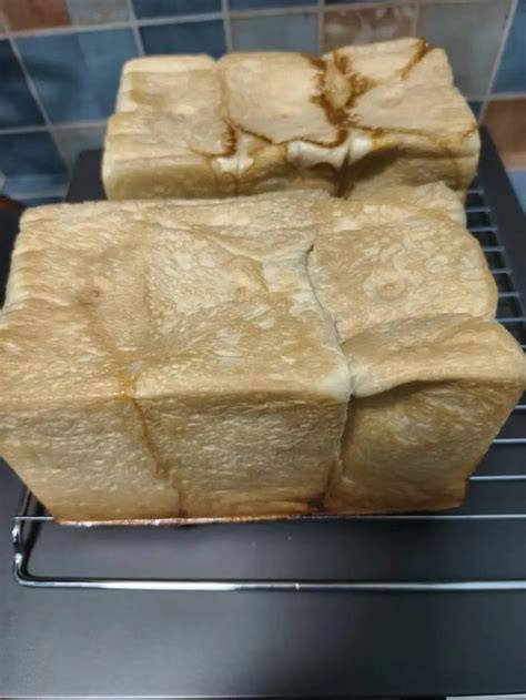 【和云朵一样柔软的北海道牛奶吐司图片】周周的一日三餐下厨房