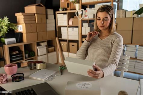 Gurjeet Kaur On Linkedin Ecommerce Marketing Business Ecommercebusiness Revenue