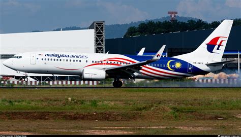 9M MXF Malaysia Airlines Boeing 737 8H6 WL Photo By Michael Wang ID