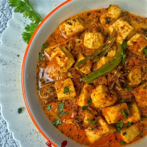 Homemade Dhaba Style Paneer Masala Recipe