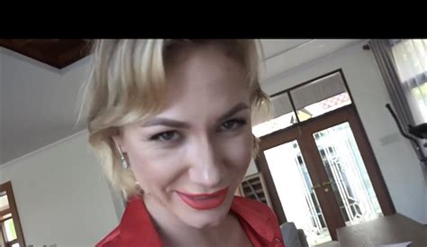 Who Is This Woman Angel The Dreamgirl 1529725 ›