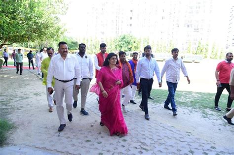 Dayashankar Singh Swati Singh Divorce Know Yogi Adityanath Ministers