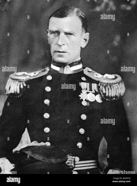 Un Ritratto Del Capitano Philip Louis Vian Pubblicato Al Momento Del