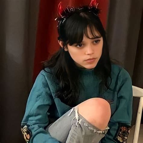 Liz And Liz Beautiful Girlfriend Jenna Ortega Future Wife Poses