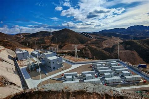 中广核河北丰宁20万千瓦光伏复合示范项目带电成功