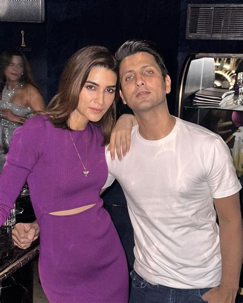 Shaheer Shaik And Kriti Sanons Stylish Avatars Go Viral Shaheer Shaik And Kriti Sanons