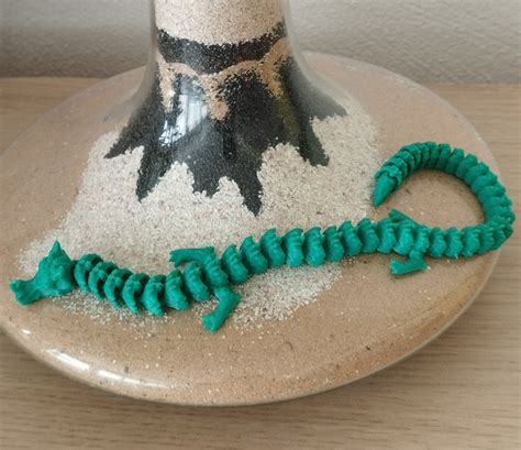 Работа АРТИКУЛИРОВАННЫЙ скалистый дракон с возможностью распечатки в 3d • Сделано с помощью