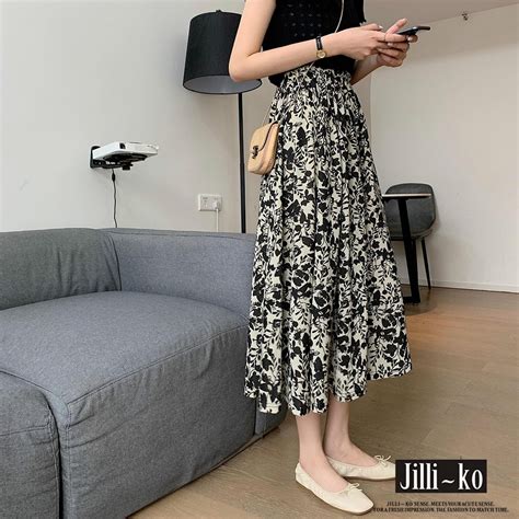 Jilli Ko 鬆緊腰碎花大擺長裙 黑色 長裙及膝裙 Yahoo奇摩購物中心