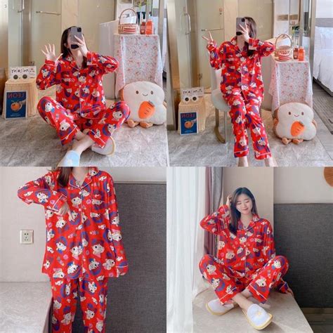 พร้อมส่งชุดนอนคอตต้อน ลายใหม่ฮิต ผสมการ์ตูน เสื้อแขนยาวกระดุมหน้าคอปกกางเกงขายาวเสื้อฮู้ดและ