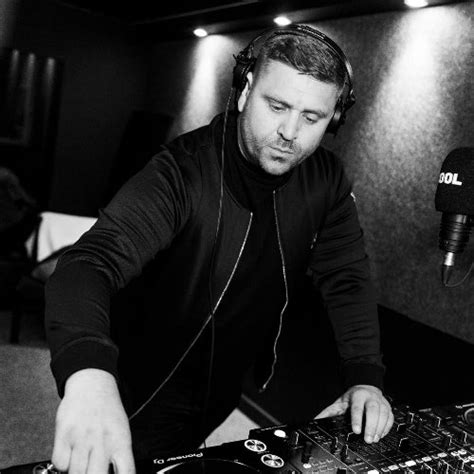 April Drum And Bass Showers Chart Chart By Benny V On Beatport Music